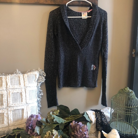 Roxy | Sweaters | Roxy Vneck Sweater Sz Small | Poshmark